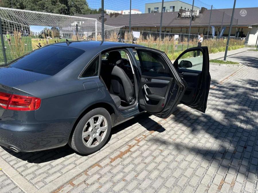 Audi A4 2008 Viļņa, ar dzinēja tilpumu 2.70 L un nobraukumu 287 tūkst. km par 5000 €, foto 17 vietnē AUTOMOTO.COM.LV