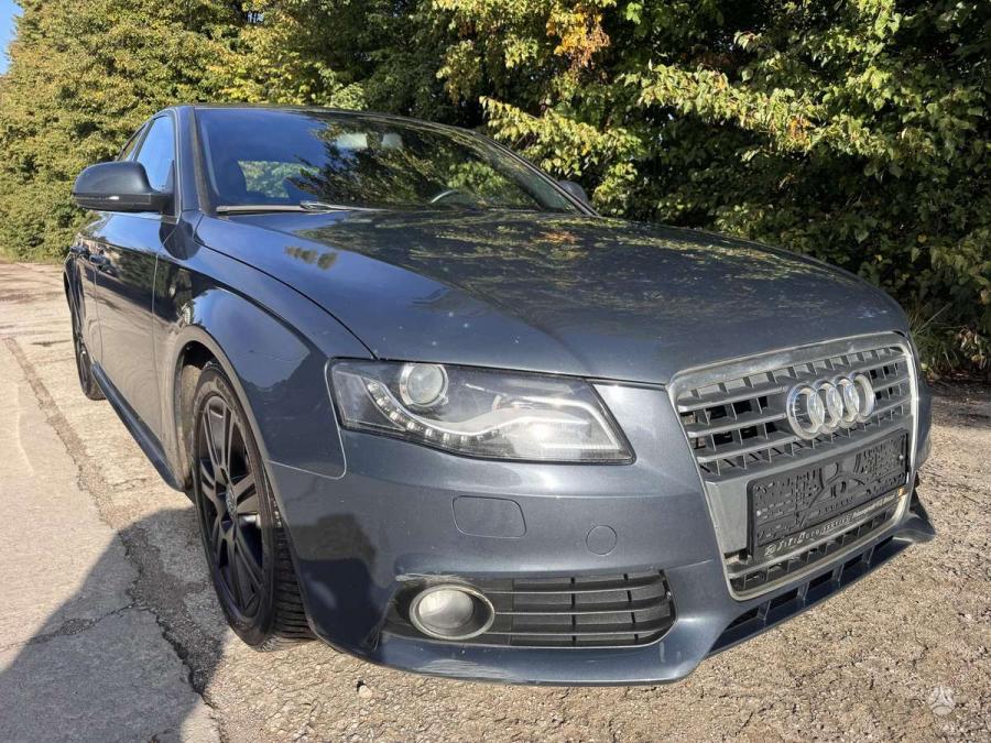 Audi A4 2008 in Siauliai, with an engine capacity of 2.70 L and mileage of 310 thousand km for 2650 €, photo 9 on AUTOMOTO.COM.LV