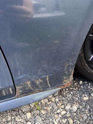 Audi A4 2008 in Siauliai, with an engine capacity of 2.70 L and mileage of 310 thousand km for 2650 €, photo 12 on AUTOMOTO.COM.LV