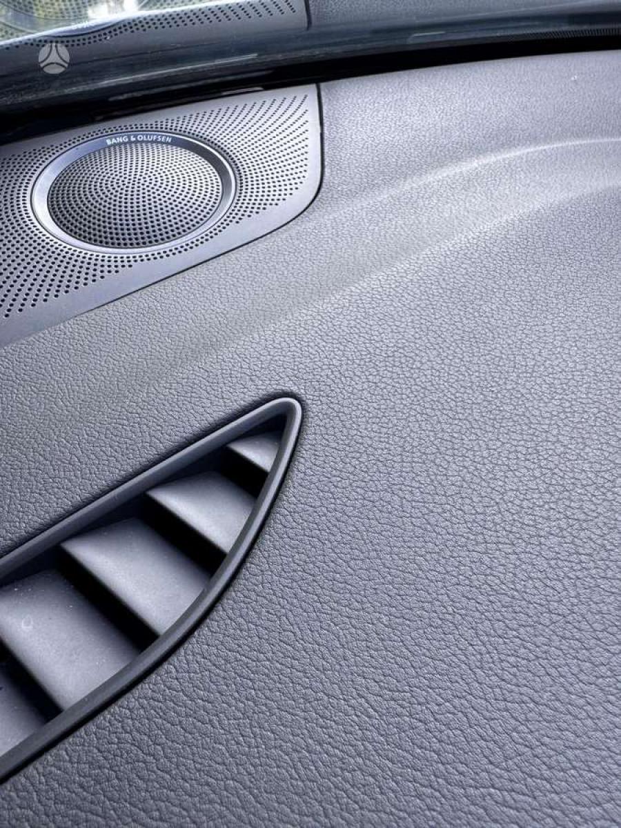 Audi A4 2008 in Siauliai, with an engine capacity of 2.70 L and mileage of 310 thousand km for 2650 €, photo 24 on AUTOMOTO.COM.LV
