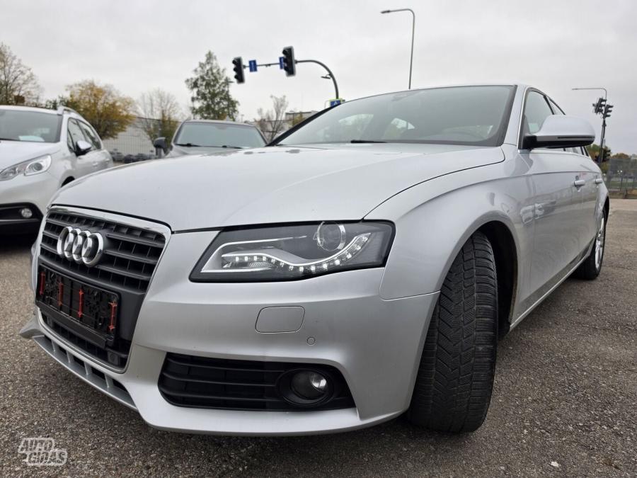 Audi A4 2008 in Kaunas, with an engine capacity of 1.80 L and mileage of 200 thousand km for 4444 €, photo 25 on AUTOMOTO.COM.LV