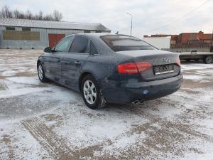 Audi A4 2009 in Siauliai, with an engine capacity of 2.00 L and mileage of 245 thousand km for 4800 €, photo 3 on AUTOMOTO.COM.LV