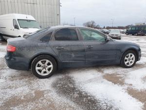 Audi A4 2009 in Siauliai, with an engine capacity of 2.00 L and mileage of 245 thousand km for 4800 €, photo 5 on AUTOMOTO.COM.LV