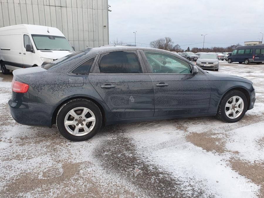Audi A4 2009 in Siauliai, with an engine capacity of 2.00 L and mileage of 245 thousand km for 4800 €, photo 5 on AUTOMOTO.COM.LV