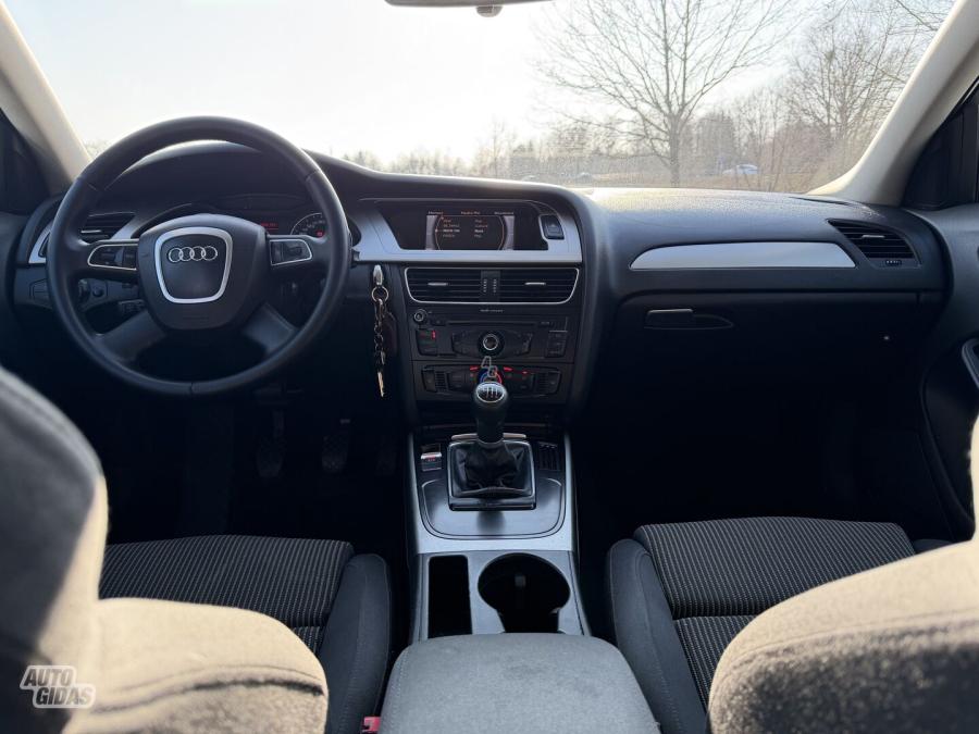 Audi A4 2009 Kauņa, ar dzinēja tilpumu 2.00 L un nobraukumu 315 tūkst. km par 3899 €, foto 13 vietnē AUTOMOTO.COM.LV