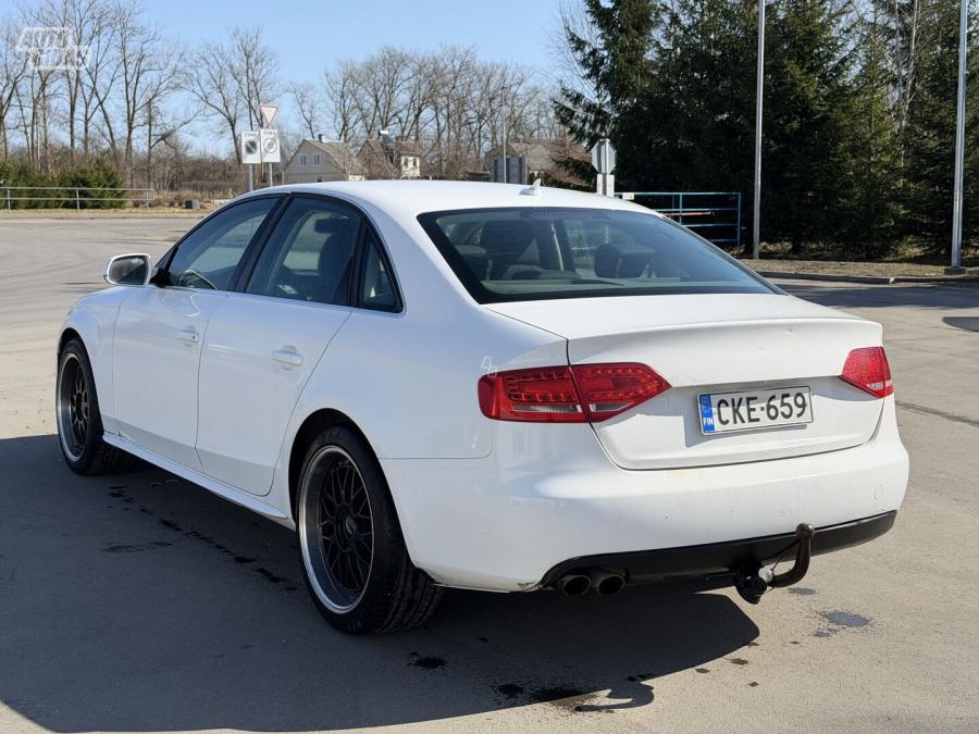 Audi A4 2009 in Kelme, with an engine capacity of 2.00 L and mileage of 440 thousand km for 2500 €, photo 3 on AUTOMOTO.COM.LV