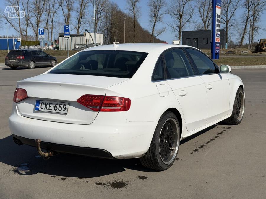 Audi A4 2009 in Kelme, with an engine capacity of 2.00 L and mileage of 440 thousand km for 2500 €, photo 4 on AUTOMOTO.COM.LV