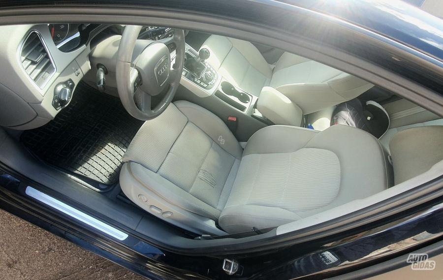 Audi A4 2009 in Vilnius, with an engine capacity of 2.00 L and mileage of 300 thousand km for 3150 €, photo 7 on AUTOMOTO.COM.LV