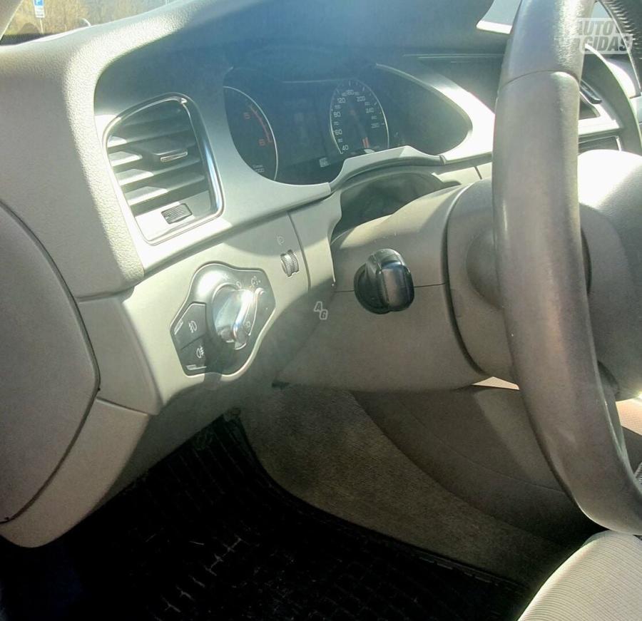 Audi A4 2009 Viļņa, ar dzinēja tilpumu 2.00 L un nobraukumu 300 tūkst. km par 3050 €, foto 8 vietnē AUTOMOTO.COM.LV