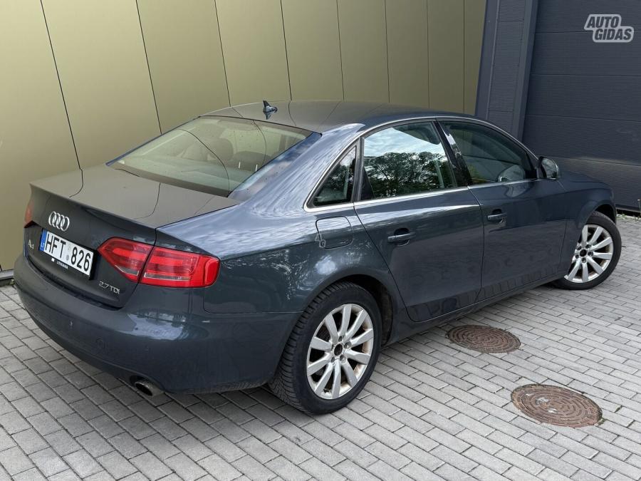 Audi A4 2009 in Kaunas, with an engine capacity of 2.70 L and mileage of 361 thousand km for 2550 €, photo 8 on AUTOMOTO.COM.LV