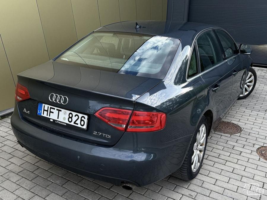 Audi A4 2009 in Kaunas, with an engine capacity of 2.70 L and mileage of 361 thousand km for 2550 €, photo 9 on AUTOMOTO.COM.LV