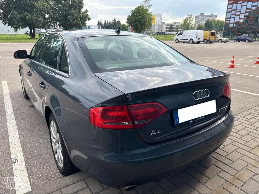 Audi A4 2009 in Kaunas, with an engine capacity of 2.70 L and mileage of 360 thousand km for 2050 €, photo 6 on AUTOMOTO.COM.LV