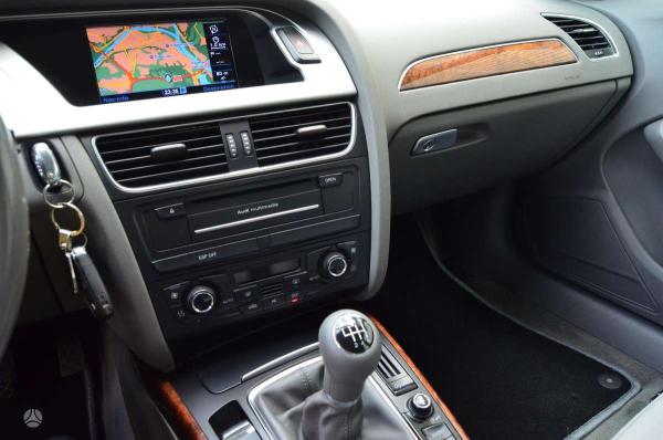Audi A4 2009 in Kaunas, with an engine capacity of 2.00 L and mileage of 249 thousand km for 5950 €, photo 8 on AUTOMOTO.COM.LV