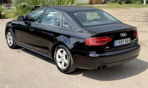 Audi A4 2009 in Vilnius, with an engine capacity of 2.00 L and mileage of 285 thousand km for 2700 €, photo 4 on AUTOMOTO.COM.LV