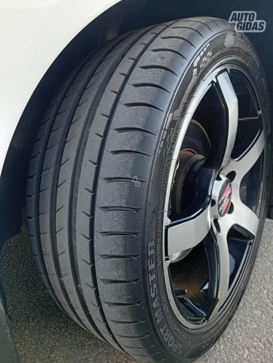 Audi A4 2010 Viļņa, ar dzinēja tilpumu 1.80 L un nobraukumu 139 tūkst. km par 6500 €, foto 34 vietnē AUTOMOTO.COM.LV