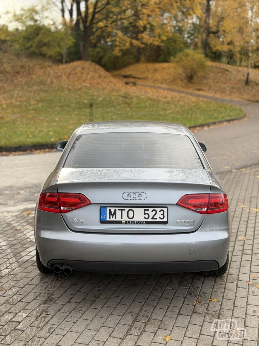 Audi A4 2010 in Vilnius, with an engine capacity of 2.00 L and mileage of 289 thousand km for 4900 €, photo 5 on AUTOMOTO.COM.LV