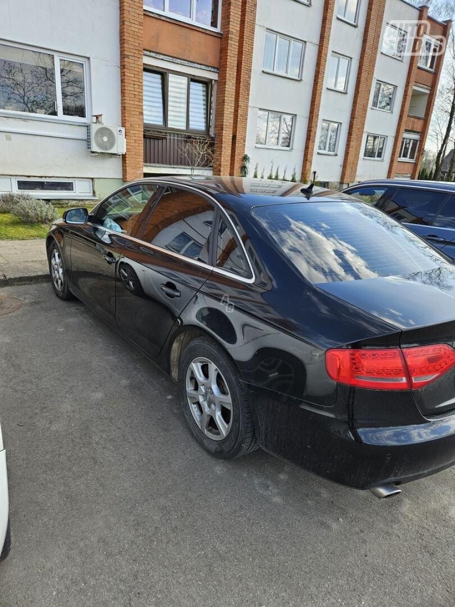 Audi A4 2011 in Panevezys, with an engine capacity of 2.70 L and mileage of 332 thousand km for 7200 €, photo 7 on AUTOMOTO.COM.LV