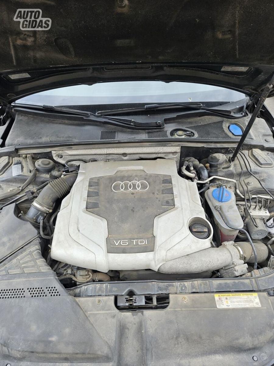 Audi A4 2011 in Panevezys, with an engine capacity of 2.70 L and mileage of 332 thousand km for 7200 €, photo 9 on AUTOMOTO.COM.LV