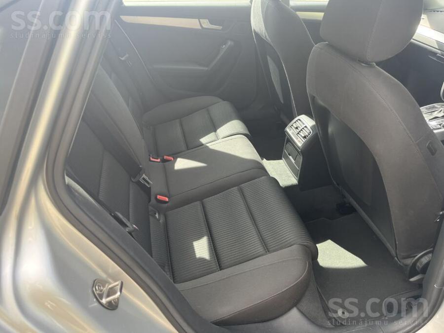 Audi A4 2012 in Daugavpils, with an engine capacity of 2.00 L and mileage of 191 thousand km for 3400 €, photo 7 on AUTOMOTO.COM.LV