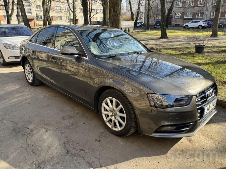Audi A4 2012 in Riga, with an engine capacity of 2.00 L and mileage of 295 thousand km for 7600 €, photo 3 on AUTOMOTO.COM.LV