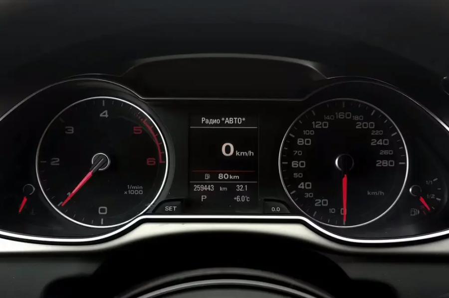 Audi A4 2012 in Riga, with an engine capacity of 2.00 L and mileage of 259 thousand km for 10590 €, photo 22 on AUTOMOTO.COM.LV