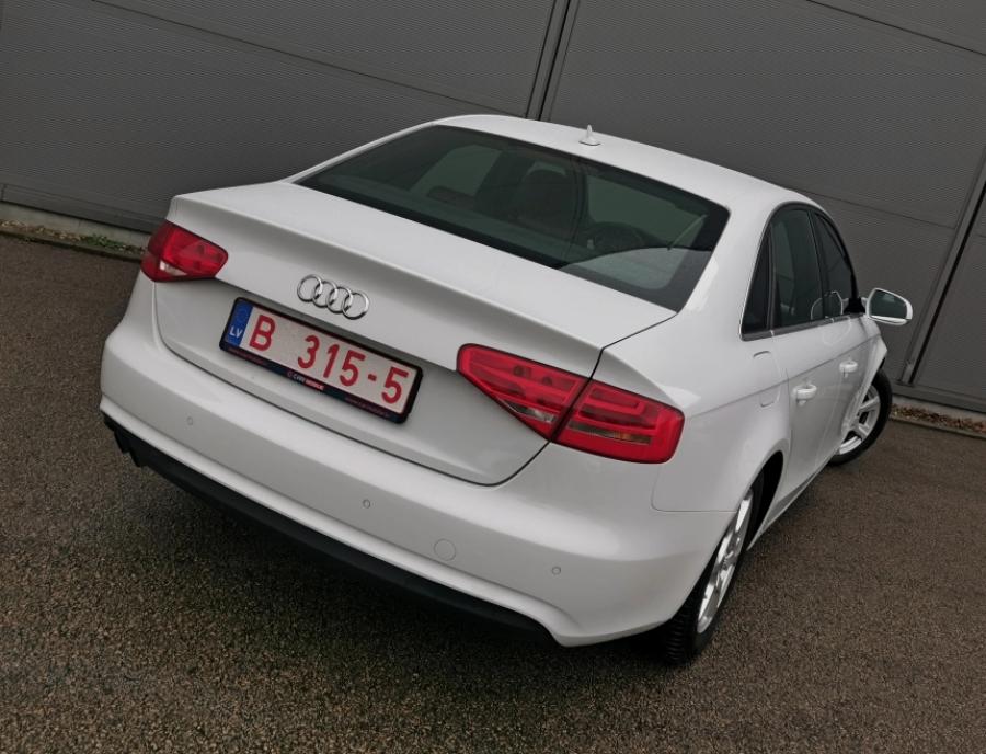 Audi A4 2012 in Riga, with an engine capacity of 1.80 L and mileage of 296 thousand km for 8390 €, photo 15 on AUTOMOTO.COM.LV