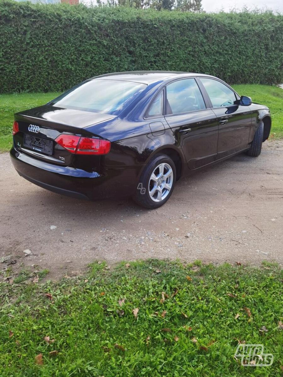Audi A4 2012 in Utena, with an engine capacity of 2.00 L and mileage of 228 thousand km for 4500 €, photo 20 on AUTOMOTO.COM.LV