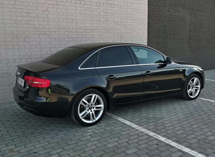 Audi A4 2013 in Riga, with an engine capacity of 2.00 L and mileage of 226 thousand km for 11590 €, photo 3 on AUTOMOTO.COM.LV