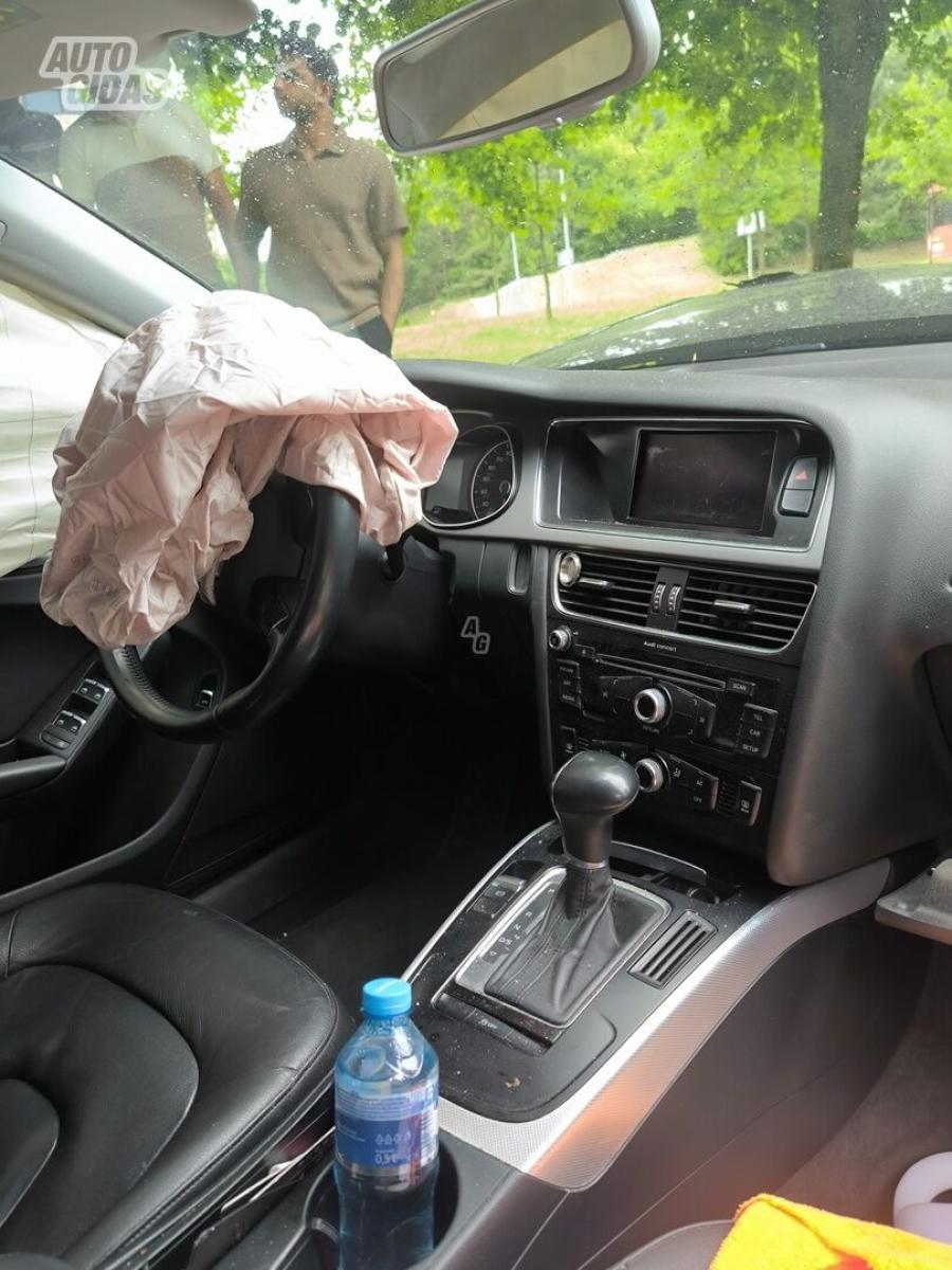 Audi A4 2013 in Vilnius, with an engine capacity of 2.00 L and mileage of 200 thousand km for 1200 €, photo 7 on AUTOMOTO.COM.LV
