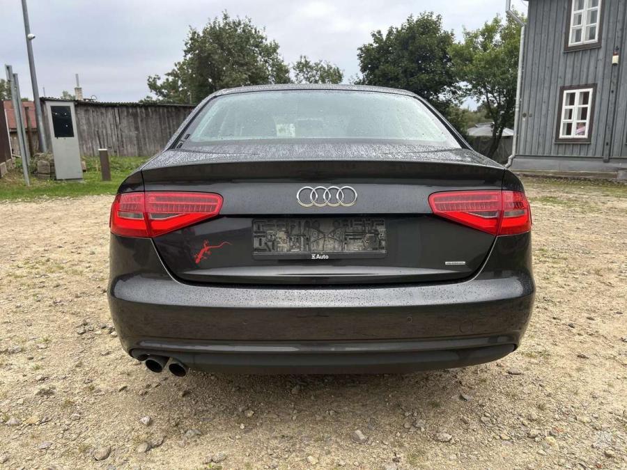 Audi A4 2013 in Kaisiadorys, with an engine capacity of 1.97 L and mileage of 289 thousand km for 7350 €, photo 9 on AUTOMOTO.COM.LV