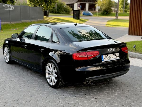 Audi A4 2015 in Vilnius, with an engine capacity of 2.00 L and mileage of 218 thousand km for 8500 €, photo 7 on AUTOMOTO.COM.LV