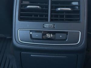 Audi A4 2016 in Riga, with an engine capacity of 2.00 L and mileage of 170 thousand km for 13580 €, photo 12 on AUTOMOTO.COM.LV