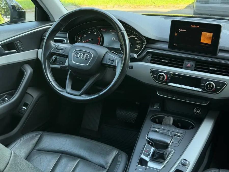 Audi A4 2016 in Riga, with an engine capacity of 2.00 L and mileage of 170 thousand km for 13580 €, photo 13 on AUTOMOTO.COM.LV