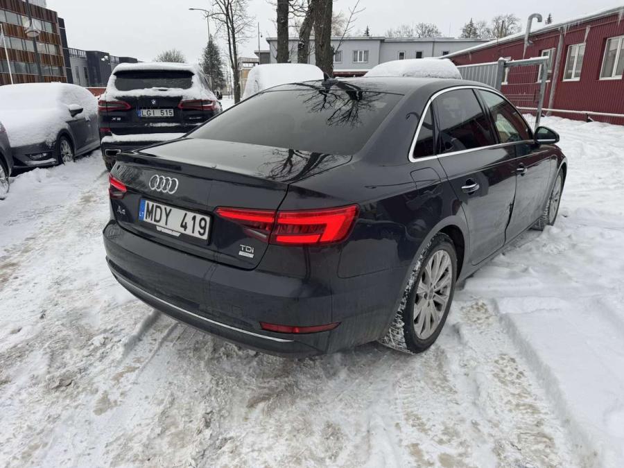 Audi A4 2017 in Kaunas, with an engine capacity of 1.97 L and mileage of 297 thousand km for 11900 €, photo 3 on AUTOMOTO.COM.LV