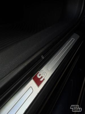 Audi A4 2017 in Vilnius, with an engine capacity of 2.00 L and mileage of 111 thousand km for 18000 €, photo 33 on AUTOMOTO.COM.LV