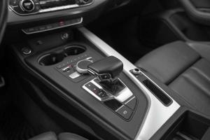 Audi A4 2019 Viļņa, ar dzinēja tilpumu 1.98 L un nobraukumu 98 tūkst. km par 19500 €, foto 24 vietnē AUTOMOTO.COM.LV