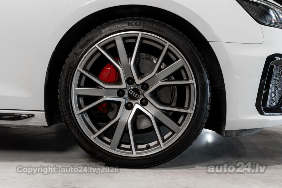 Audi A4 2024 in Riga, with an engine capacity of 2.00 L and mileage of 47 thousand km for 37510 €, photo 8 on AUTOMOTO.COM.LV