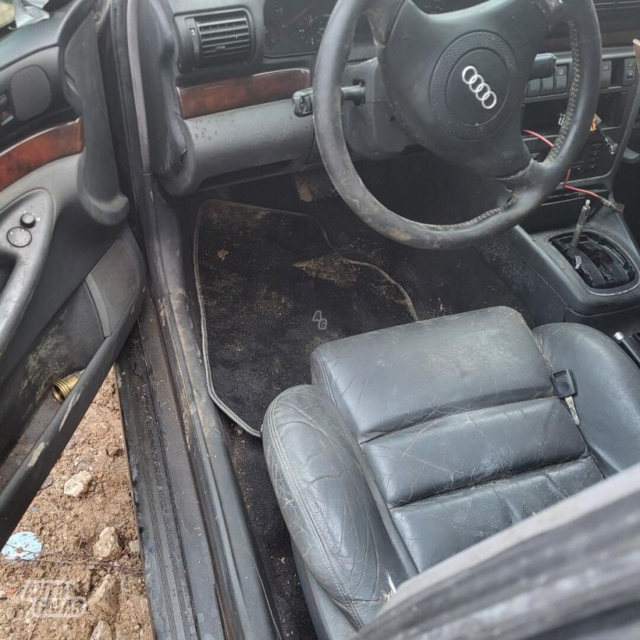 Audi A4 1995 Kauņa, ar dzinēja tilpumu 2.80 L un nobraukumu 350 tūkst. km par 550 €, foto 8 vietnē AUTOMOTO.COM.LV