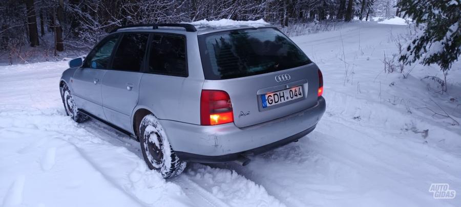 Audi A4 1996 in Telschi, with an engine capacity of 1.80 L and mileage of 378 thousand km for 350 €, photo 4 on AUTOMOTO.COM.LV