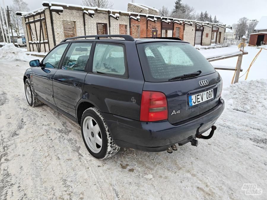 Audi A4 1996 in Ukmerge, with an engine capacity of 1.90 L and mileage of 320 thousand km for 950 €, photo 7 on AUTOMOTO.COM.LV
