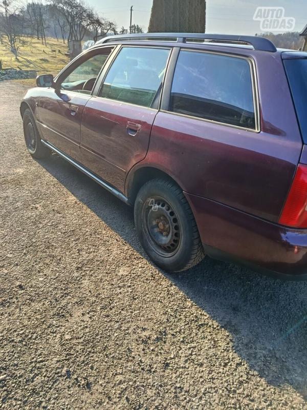 Audi A4 1996 Prienai, ar dzinēja tilpumu 1.90 L un nobraukumu 476 tūkst. km par 950 €, foto 4 vietnē AUTOMOTO.COM.LV