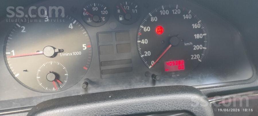 Audi A4 1997 in Rezekne, with an engine capacity of 1.90 L and mileage of 405 thousand km for 650 €, photo 7 on AUTOMOTO.COM.LV