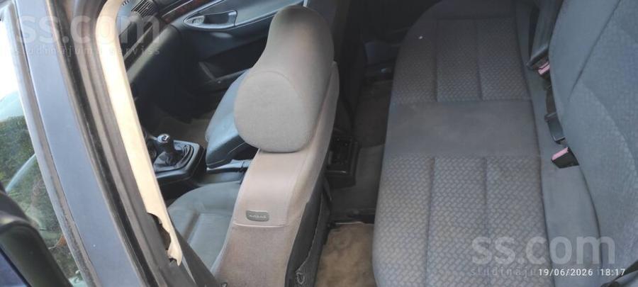 Audi A4 1997 in Rezekne, with an engine capacity of 1.90 L and mileage of 405 thousand km for 650 €, photo 9 on AUTOMOTO.COM.LV