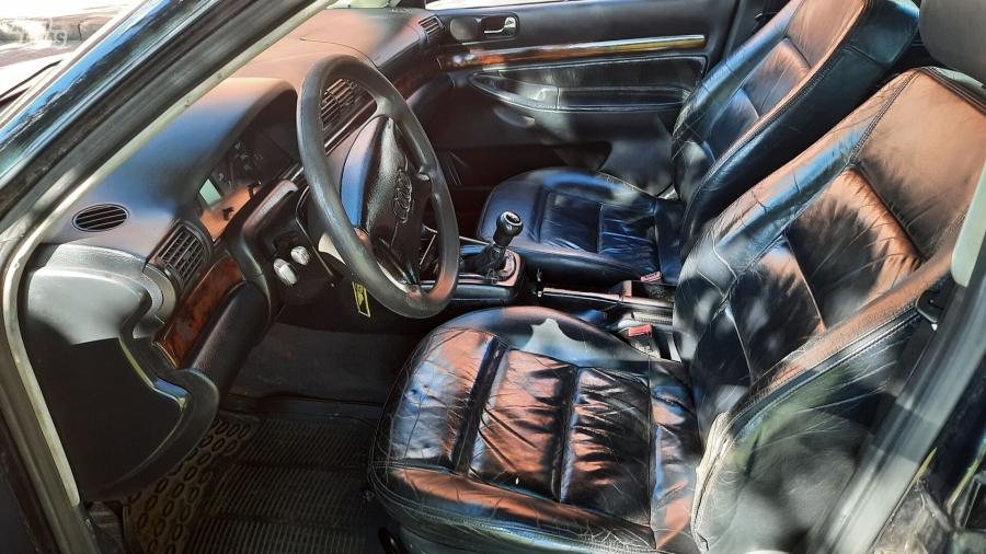 Audi A4 1997 Šauļi, ar dzinēja tilpumu 1.90 L un nobraukumu 420 tūkst. km par 779 €, foto 20 vietnē AUTOMOTO.COM.LV