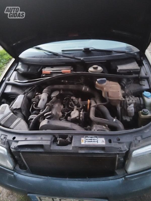 Audi A4 1997 Viļņa, ar dzinēja tilpumu 1.90 L un nobraukumu 433 tūkst. km par 500 €, foto 5 vietnē AUTOMOTO.COM.LV