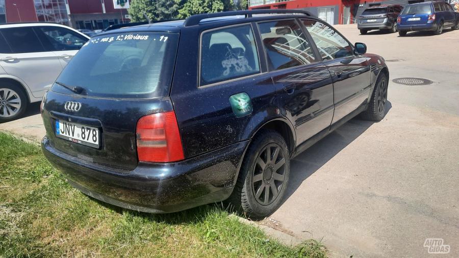 Audi A4 1997 in Siauliai, with an engine capacity of 1.90 L and mileage of 421 thousand km for 699 €, photo 9 on AUTOMOTO.COM.LV
