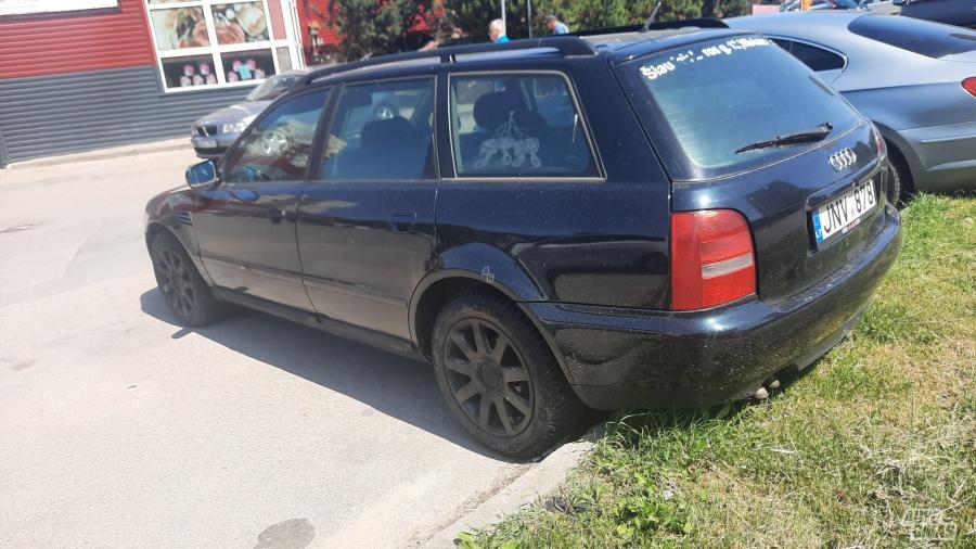 Audi A4 1997 in Siauliai, with an engine capacity of 1.90 L and mileage of 421 thousand km for 699 €, photo 8 on AUTOMOTO.COM.LV