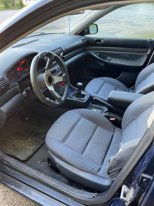 Audi A4 1997 in Sillamae, with an engine capacity of 1.90 L and mileage of 407 thousand km for 1199 €, photo 5 on AUTOMOTO.COM.LV