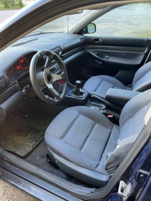 Audi A4 1997 in Sillamae, with an engine capacity of 1.90 L and mileage of 407 thousand km for 1199 €, photo 6 on AUTOMOTO.COM.LV