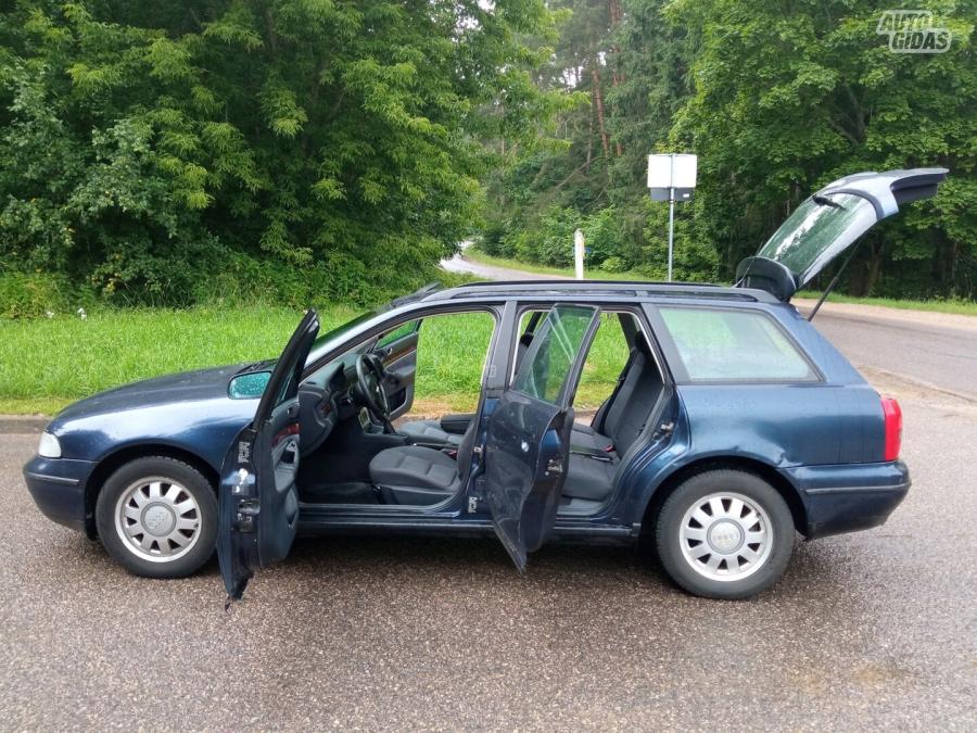 Audi A4 1997 Viļņa, ar dzinēja tilpumu 1.90 L un nobraukumu 307 tūkst. km par 990 €, foto 14 vietnē AUTOMOTO.COM.LV